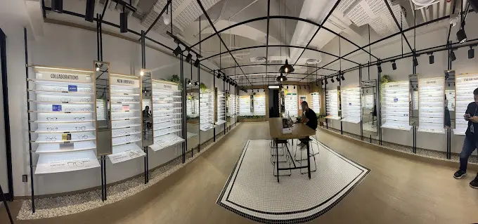 Informasi lengkap dan buat janji di Optik Saturdays Pakuwon Mall Solo ...