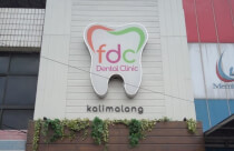 Informasi lengkap dan buat janji di FDC Dental Clinic Kalimalang. Biaya ...